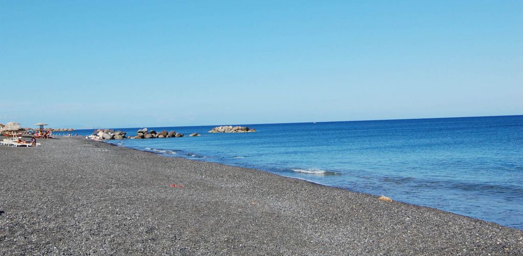 Location & Access | Damma beach front luxury villa